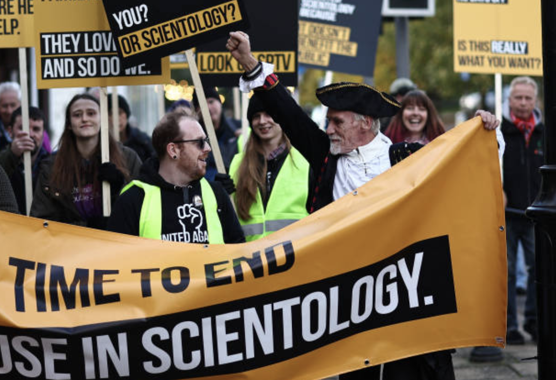 IAS Protest – United Against Scientology Abuse – UK Scientology Protest ...