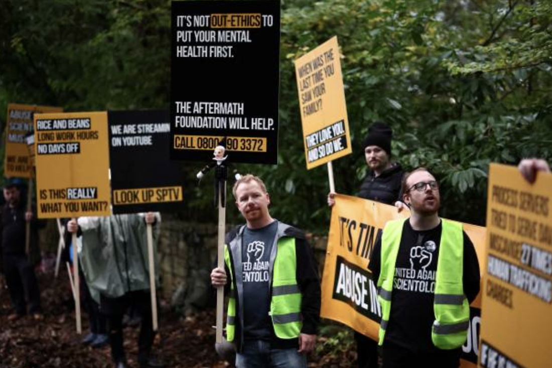 IAS Protest – United Against Scientology Abuse – UK Scientology Protest ...